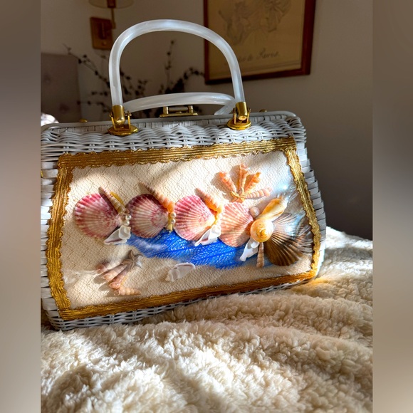 Atlas | Bags | Rare Atlas Shell And Wicker Purse 95s | Poshmark